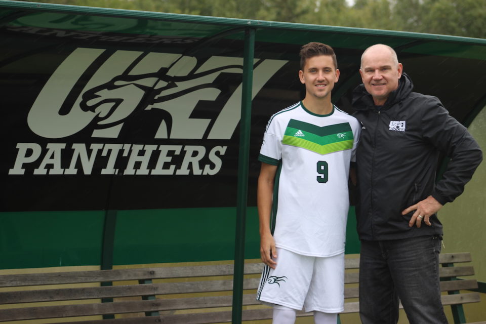 Building on a legacy: Sam Smiley following in his fatherâ€™s Hall of ...