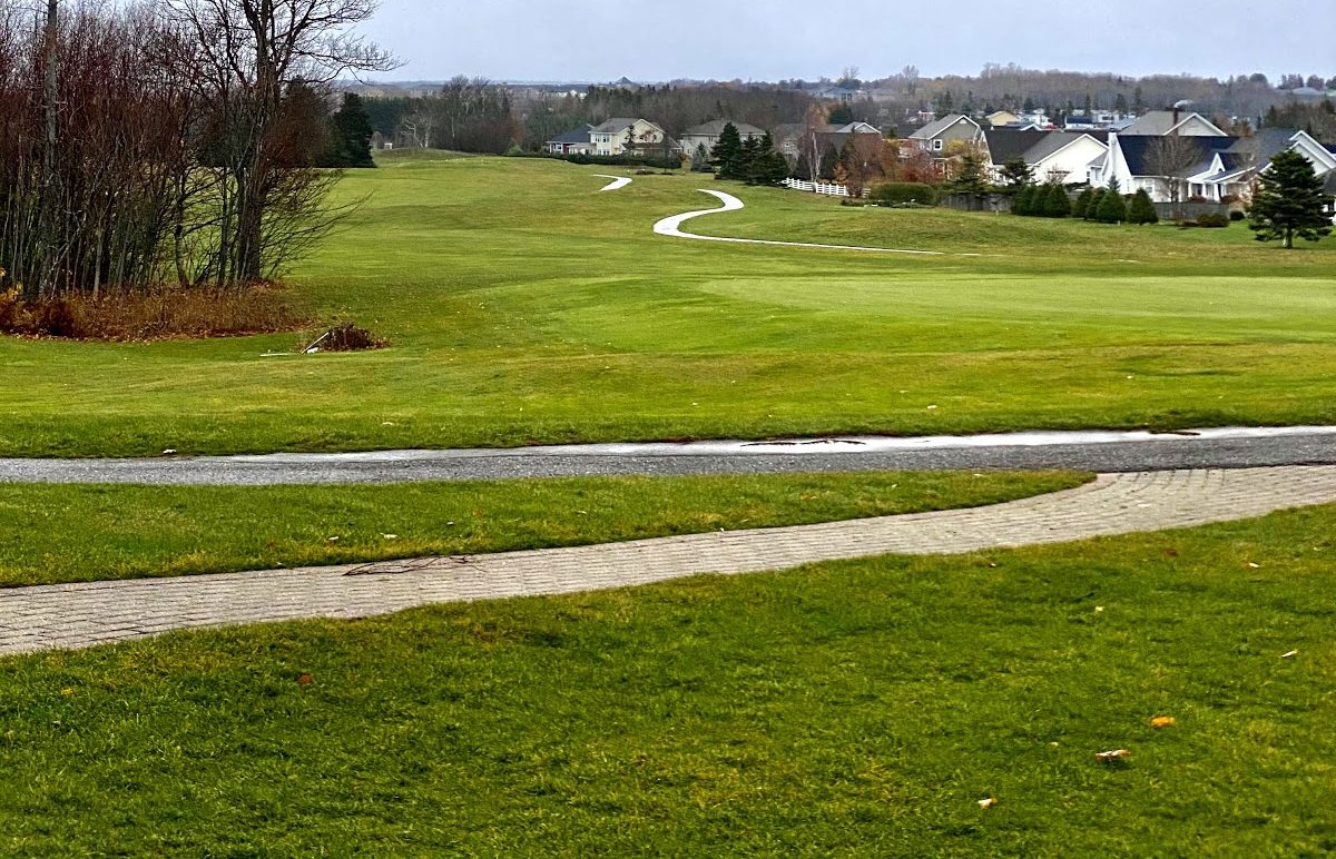 Fox Meadow Golf Course Holds Gray Group Community Cross-Country Race ...